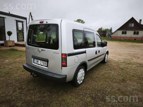 Opel Combo 2009 Kuldīga, ar dzinēja tilpumu 1.70 L un nobraukumu 282 tūkst. km par 3890 €, foto 4 vietnē AUTOMOTO.COM.LV
