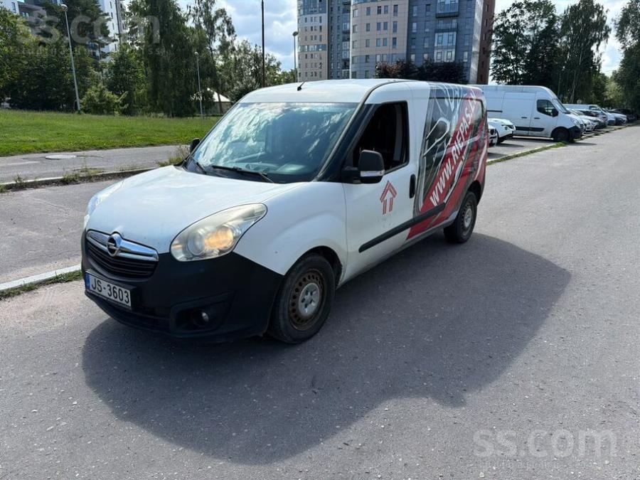 Opel Combo 2014 Rīga, ar dzinēja tilpumu 1.60 L un nobraukumu 271 tūkst. km par 3000 €, foto 3 vietnē AUTOMOTO.COM.LV