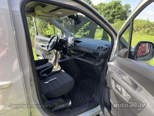 Opel Combo 2019 in Tartu, with an engine capacity of 1.50 L and mileage of 183 thousand km for 10900 €, photo 7 on AUTOMOTO.COM.LV