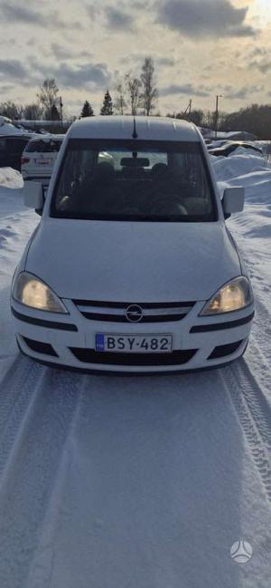 Balts Opel Combo 2010 Klaipėda, ar dzinēja tilpumu 1.30 L un nobraukumu 254 tūkst. km par 2350 €, foto 4 vietnē AUTOMOTO.COM.LV