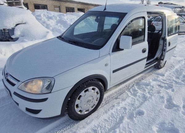 Balts Opel Combo 2010 Klaipėda, ar dzinēja tilpumu 1.30 L un nobraukumu 254 tūkst. km par 2350 €, foto 6 vietnē AUTOMOTO.COM.LV