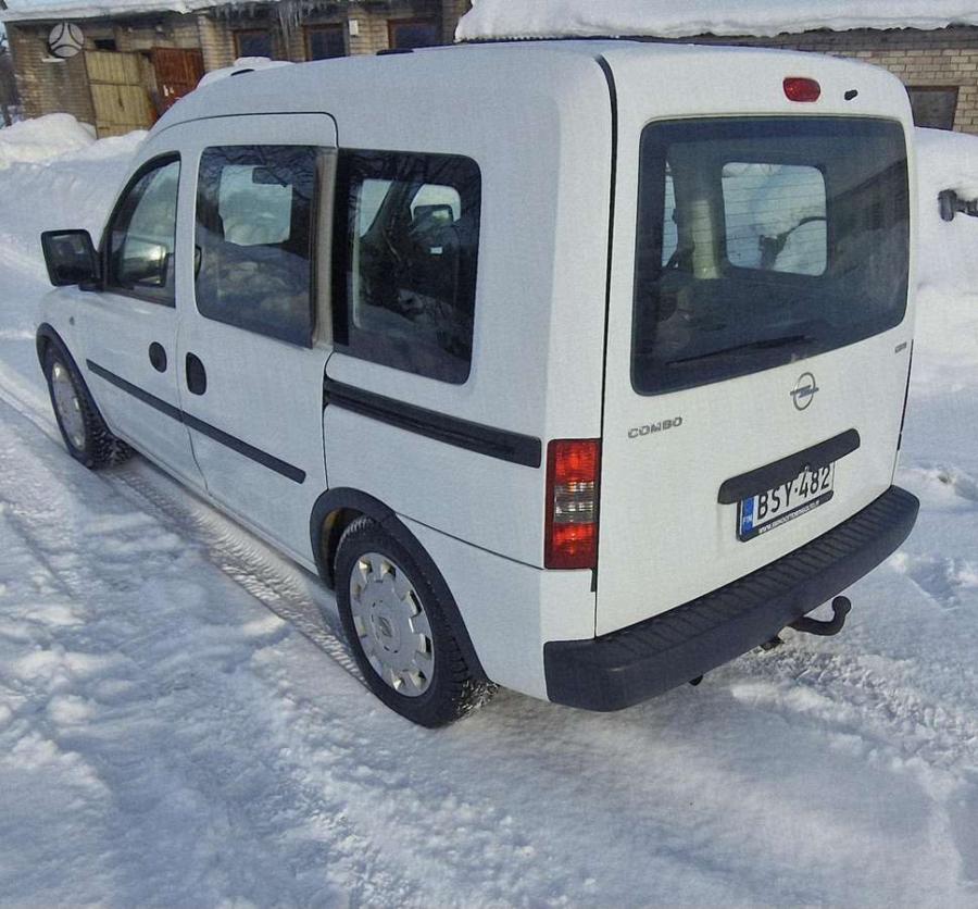 Balts Opel Combo 2010 Klaipėda, ar dzinēja tilpumu 1.30 L un nobraukumu 254 tūkst. km par 2350 €, foto 9 vietnē AUTOMOTO.COM.LV