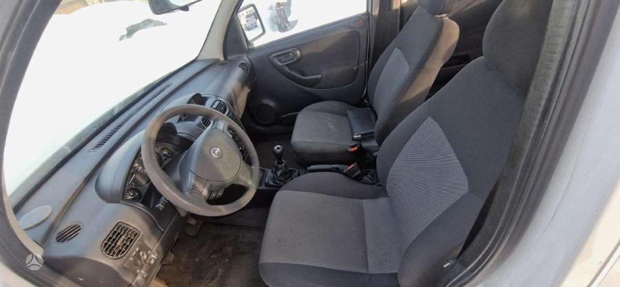 Balts Opel Combo 2010 Klaipėda, ar dzinēja tilpumu 1.30 L un nobraukumu 254 tūkst. km par 2350 €, foto 13 vietnē AUTOMOTO.COM.LV