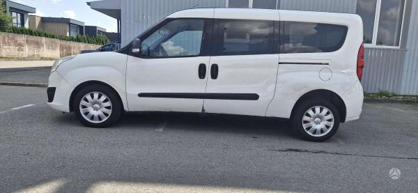 Balts Opel Combo 2015 Kauņa, ar dzinēja tilpumu 1.60 L un nobraukumu 380 tūkst. km par 3500 €, foto 3 vietnē AUTOMOTO.COM.LV