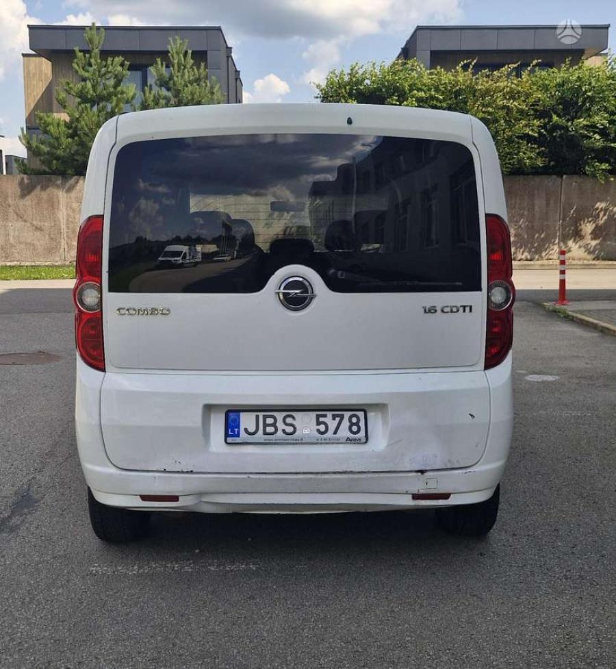 Balts Opel Combo 2015 Kauņa, ar dzinēja tilpumu 1.60 L un nobraukumu 380 tūkst. km par 3500 €, foto 6 vietnē AUTOMOTO.COM.LV