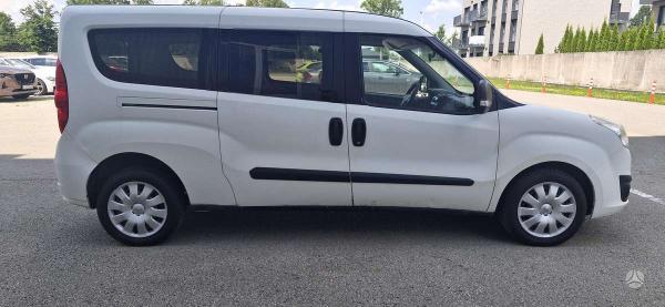Balts Opel Combo 2015 Kauņa, ar dzinēja tilpumu 1.60 L un nobraukumu 380 tūkst. km par 3500 €, foto 7 vietnē AUTOMOTO.COM.LV