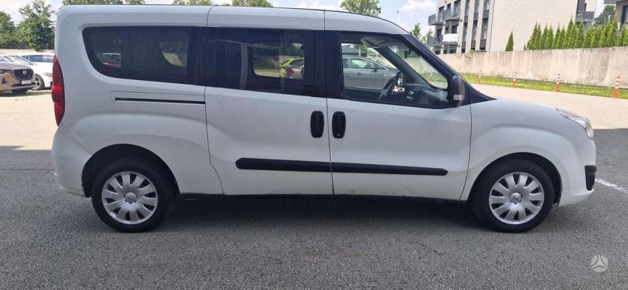 Balts Opel Combo 2015 Kauņa, ar dzinēja tilpumu 1.60 L un nobraukumu 380 tūkst. km par 3500 €, foto 8 vietnē AUTOMOTO.COM.LV