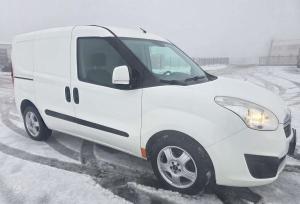 White Opel Combo 2016 in Marijampole, with an engine capacity of 1.25 L and mileage of 147 thousand km for 4200 €, photo 7 on AUTOMOTO.COM.LV