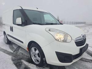 White Opel Combo 2016 in Marijampole, with an engine capacity of 1.25 L and mileage of 147 thousand km for 4200 €, photo 8 on AUTOMOTO.COM.LV