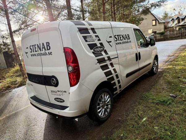 Balts Opel Combo 2016 Kauņa, ar dzinēja tilpumu 1.30 L un nobraukumu 169 tūkst. km par 3900 €, foto 3 vietnē AUTOMOTO.COM.LV
