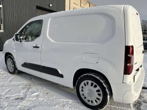 White Opel Combo 2019 in Taurage, with an engine capacity of 1.50 L and mileage of 115 thousand km for 7500 €, photo 3 on AUTOMOTO.COM.LV