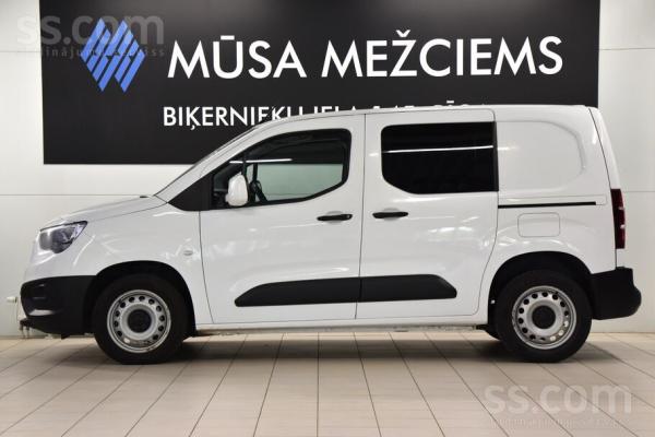 Balts Opel Combo 2021 Rīga, ar dzinēja tilpumu 1.50 L un nobraukumu 214 tūkst. km par 7990 €, foto 5 vietnē AUTOMOTO.COM.LV
