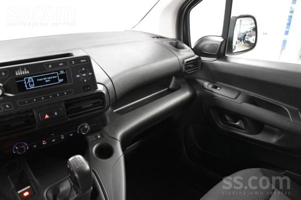 Balts Opel Combo 2021 Rīga, ar dzinēja tilpumu 1.50 L un nobraukumu 214 tūkst. km par 7990 €, foto 10 vietnē AUTOMOTO.COM.LV