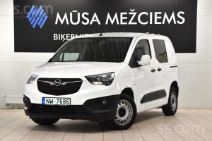 White Opel Combo 2021 in Riga, with an engine capacity of 1.50 L and mileage of 214 thousand km for 6990 €, photo 1 on AUTOMOTO.COM.LV