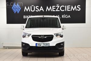 White Opel Combo 2021 in Riga, with an engine capacity of 1.50 L and mileage of 214 thousand km for 6990 €, photo 3 on AUTOMOTO.COM.LV