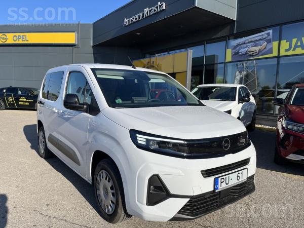 Balts Opel Combo 2024 Rīga, ar dzinēja tilpumu 1.50 L un nobraukumu 10 tūkst. km par 24990 €, foto 3 vietnē AUTOMOTO.COM.LV