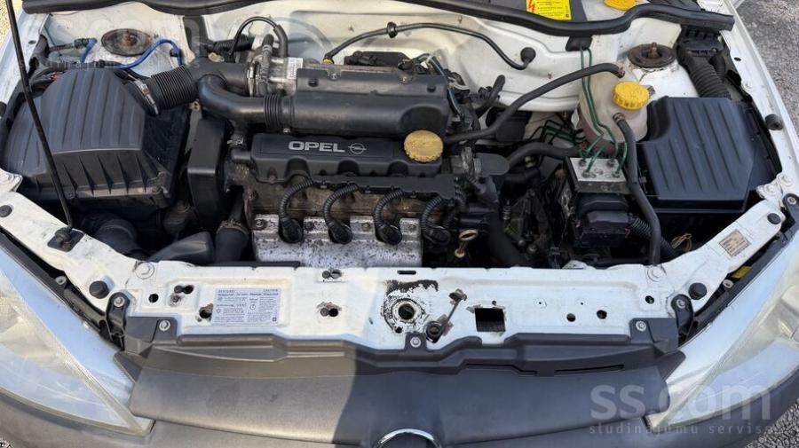 Balts Opel Combo 2003 Limbaži, ar dzinēja tilpumu 1.60 L un nobraukumu 185 tūkst. km par 2700 €, foto 16 vietnē AUTOMOTO.COM.LV
