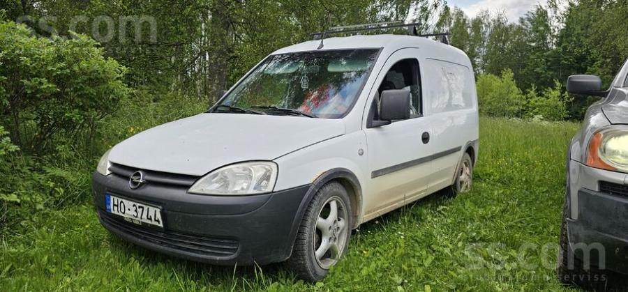Balts Opel Combo 2005 Kuldīga, ar dzinēja tilpumu 1.70 L un nobraukumu 224 tūkst. km par 650 €, foto 1 vietnē AUTOMOTO.COM.LV