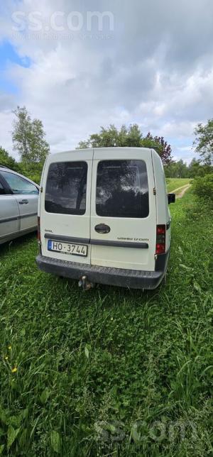 Balts Opel Combo 2005 Kuldīga, ar dzinēja tilpumu 1.70 L un nobraukumu 224 tūkst. km par 650 €, foto 3 vietnē AUTOMOTO.COM.LV