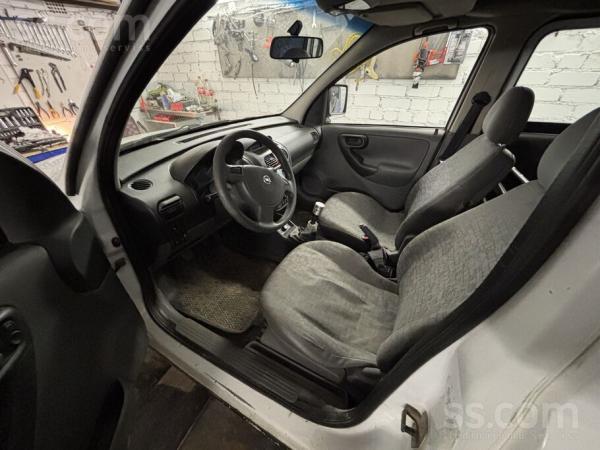 Balts Opel Combo 2005 Cēsis, ar dzinēja tilpumu 1.30 L un nobraukumu 425 tūkst. km par 400 €, foto 7 vietnē AUTOMOTO.COM.LV