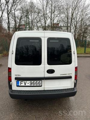 Balts Opel Combo 2007 Rīga, ar dzinēja tilpumu 1.30 L un nobraukumu 131 tūkst. km par 1750 €, foto 6 vietnē AUTOMOTO.COM.LV