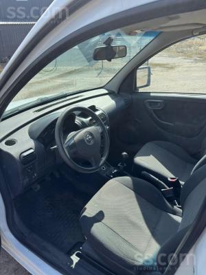 White Opel Combo 2007 in Riga, with an engine capacity of 1.30 L and mileage of 184 thousand km for 1350 €, photo 4 on AUTOMOTO.COM.LV