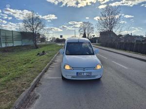 Balts Opel Combo 2008 Tauragė, ar dzinēja tilpumu 1.70 L un nobraukumu 310 tūkst. km par 1150 €, foto  vietnē AUTOMOTO.COM.LV
