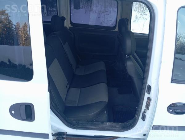 White Opel Combo 2011 in Balvi, with an engine capacity of 1.30 L and mileage of 356 thousand km for 1950 €, photo 7 on AUTOMOTO.COM.LV