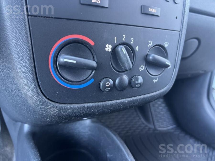 Balts Opel Combo 2011 Liepāja, ar dzinēja tilpumu 1.30 L un nobraukumu 304 tūkst. km par 3200 €, foto 18 vietnē AUTOMOTO.COM.LV