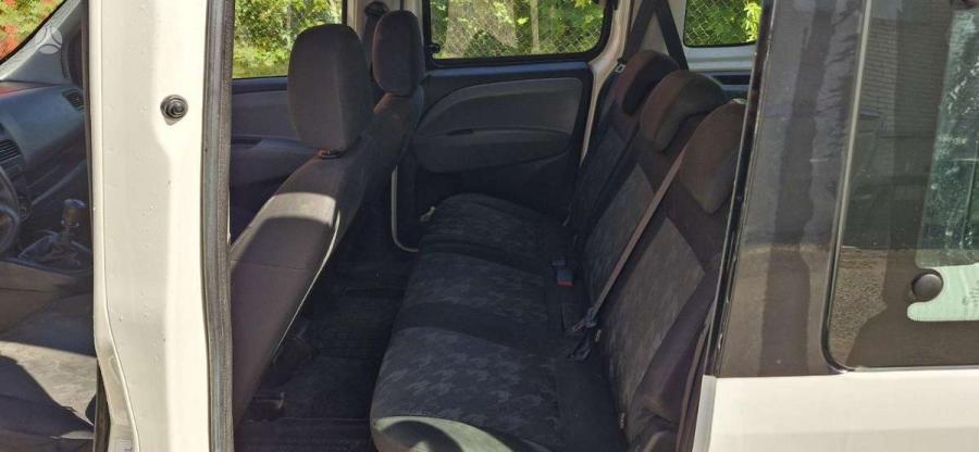 Balts Opel Combo 2012 Kauņa, ar dzinēja tilpumu 1.56 L un nobraukumu 0 tūkst. km par 1499 €, foto 8 vietnē AUTOMOTO.COM.LV