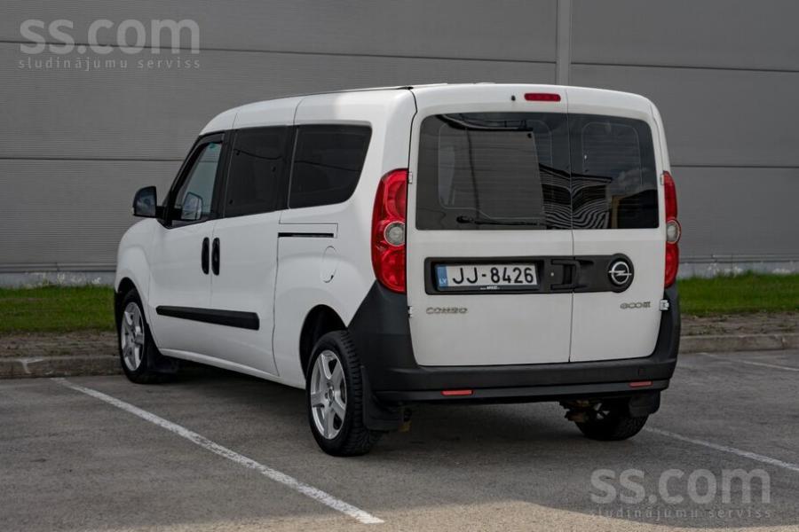 White Opel Combo 2013 in Riga, with an engine capacity of 1.20 L and mileage of 0 thousand km for 5990 €, photo 8 on AUTOMOTO.COM.LV