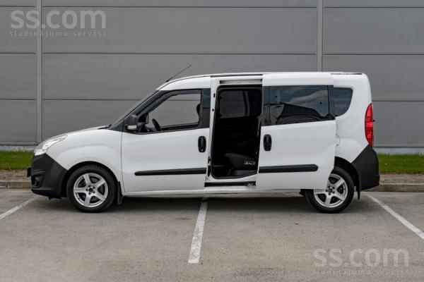 Balts Opel Combo 2013 Rīga, ar dzinēja tilpumu 1.20 L un nobraukumu 0 tūkst. km par 5990 €, foto 4 vietnē AUTOMOTO.COM.LV