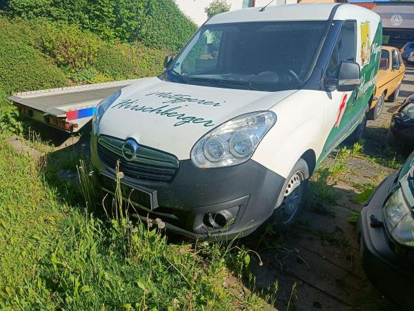 Balts Opel Combo 2013 Viļņa, ar dzinēja tilpumu 1.40 L un nobraukumu 312 tūkst. km par 1650 €, foto 1 vietnē AUTOMOTO.COM.LV