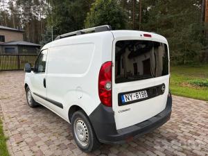 Balts Opel Combo 2013 Rīga, ar dzinēja tilpumu 1.40 L un nobraukumu 269 tūkst. km par 3100 €, foto 3 vietnē AUTOMOTO.COM.LV