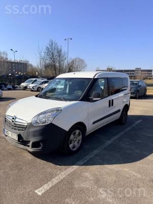 Balts Opel Combo 2015 Rīga, ar dzinēja tilpumu 1.30 L un nobraukumu 298 tūkst. km par 2650 €, foto 3 vietnē AUTOMOTO.COM.LV