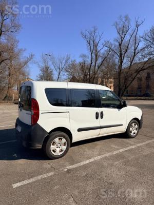 Balts Opel Combo 2015 Rīga, ar dzinēja tilpumu 1.30 L un nobraukumu 298 tūkst. km par 2650 €, foto 4 vietnē AUTOMOTO.COM.LV