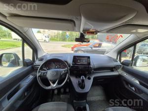 White Opel Combo 2015 in Riga, with an engine capacity of 1.50 L and mileage of 226 thousand km for 8190 €, photo 19 on AUTOMOTO.COM.LV