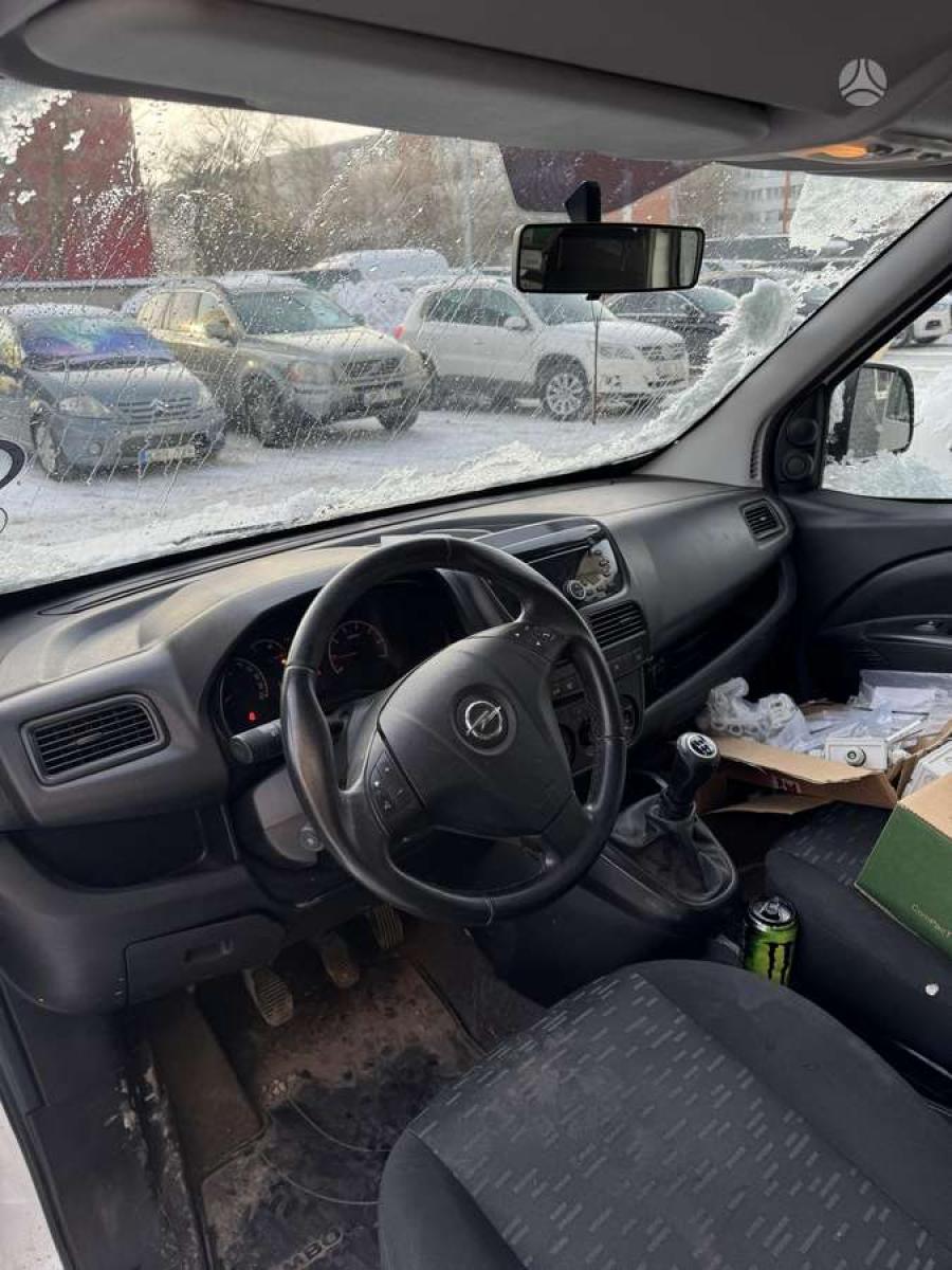Balts Opel Combo 2016 Klaipėda, ar dzinēja tilpumu 1.25 L un nobraukumu 160 tūkst. km par 5250 €, foto 5 vietnē AUTOMOTO.COM.LV