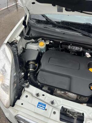 Balts Opel Combo 2016 Marijampole, ar dzinēja tilpumu 1.60 L un nobraukumu 175 tūkst. km par 4550 €, foto 13 vietnē AUTOMOTO.COM.LV