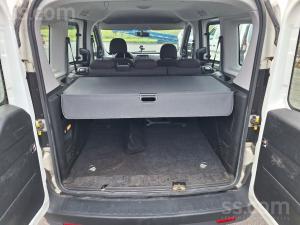 White Opel Combo 2016 in Riga, with an engine capacity of 1.30 L and mileage of 227 thousand km for 3900 €, photo 15 on AUTOMOTO.COM.LV