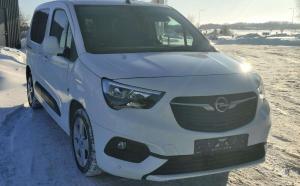 White Opel Combo 2019 in Plunge, with an engine capacity of 1.50 L and mileage of 143 thousand km for 10000 €, photo 9 on AUTOMOTO.COM.LV