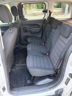 Balts Opel Combo 2019 Rīga, ar dzinēja tilpumu 1.50 L un nobraukumu 224 tūkst. km par 8850 €, foto 8 vietnē AUTOMOTO.COM.LV
