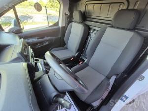 White Opel Combo 2019 in Saldus, with an engine capacity of 1.50 L and mileage of 133 thousand km for 8250 €, photo 14 on AUTOMOTO.COM.LV