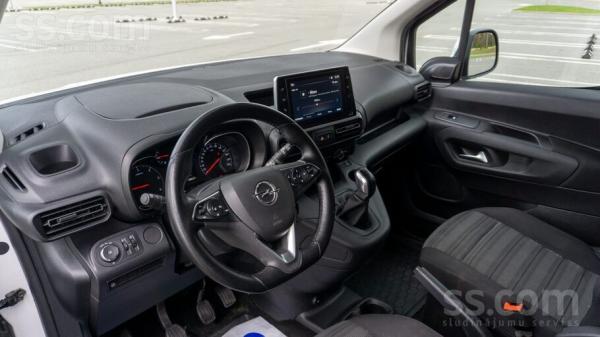 Opel Combo 2019 RÄ«ga vietnÄ Balts Opel Combo 2019 RÄ«ga, ar dzinÄja tilpumu 1.50 L un nobraukumu 226 tÅ«kst. km par 8190 ā¬, foto 11 vietnÄ AUTOMOTO.COM.LV