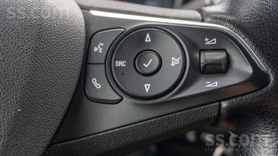 White Opel Combo 2019 in Riga, with an engine capacity of 1.50 L and mileage of 226 thousand km for 8190 €, photo 18 on AUTOMOTO.COM.LV