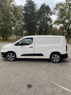 Balts Opel Combo 2019 Jūrmala, ar dzinēja tilpumu 1.50 L un nobraukumu 354 tūkst. km par 8200 €, foto 5 vietnē AUTOMOTO.COM.LV