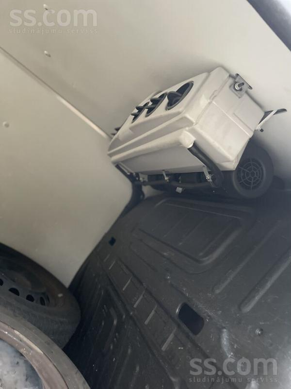 Opel Combo 2019 Jūrmala vietnē Balts Opel Combo 2019 Jūrmala, ar dzinēja tilpumu 1.50 L un nobraukumu 354 tūkst. km par 8200 €, foto 8 vietnē AUTOMOTO.COM.LV