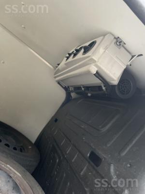 Balts Opel Combo 2019 Jūrmala, ar dzinēja tilpumu 1.50 L un nobraukumu 354 tūkst. km par 8200 €, foto 8 vietnē AUTOMOTO.COM.LV