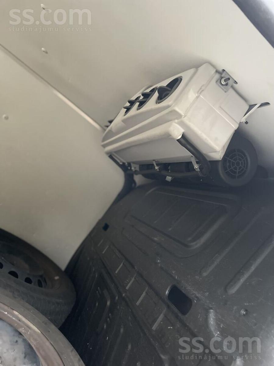 Balts Opel Combo 2019 Jūrmala, ar dzinēja tilpumu 1.50 L un nobraukumu 354 tūkst. km par 8200 €, foto 8 vietnē AUTOMOTO.COM.LV