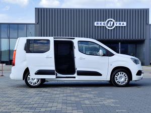 White Opel Combo 2020 in Siauliai, with an engine capacity of 1.50 L and mileage of 226 thousand km for 12950 €, photo 11 on AUTOMOTO.COM.LV